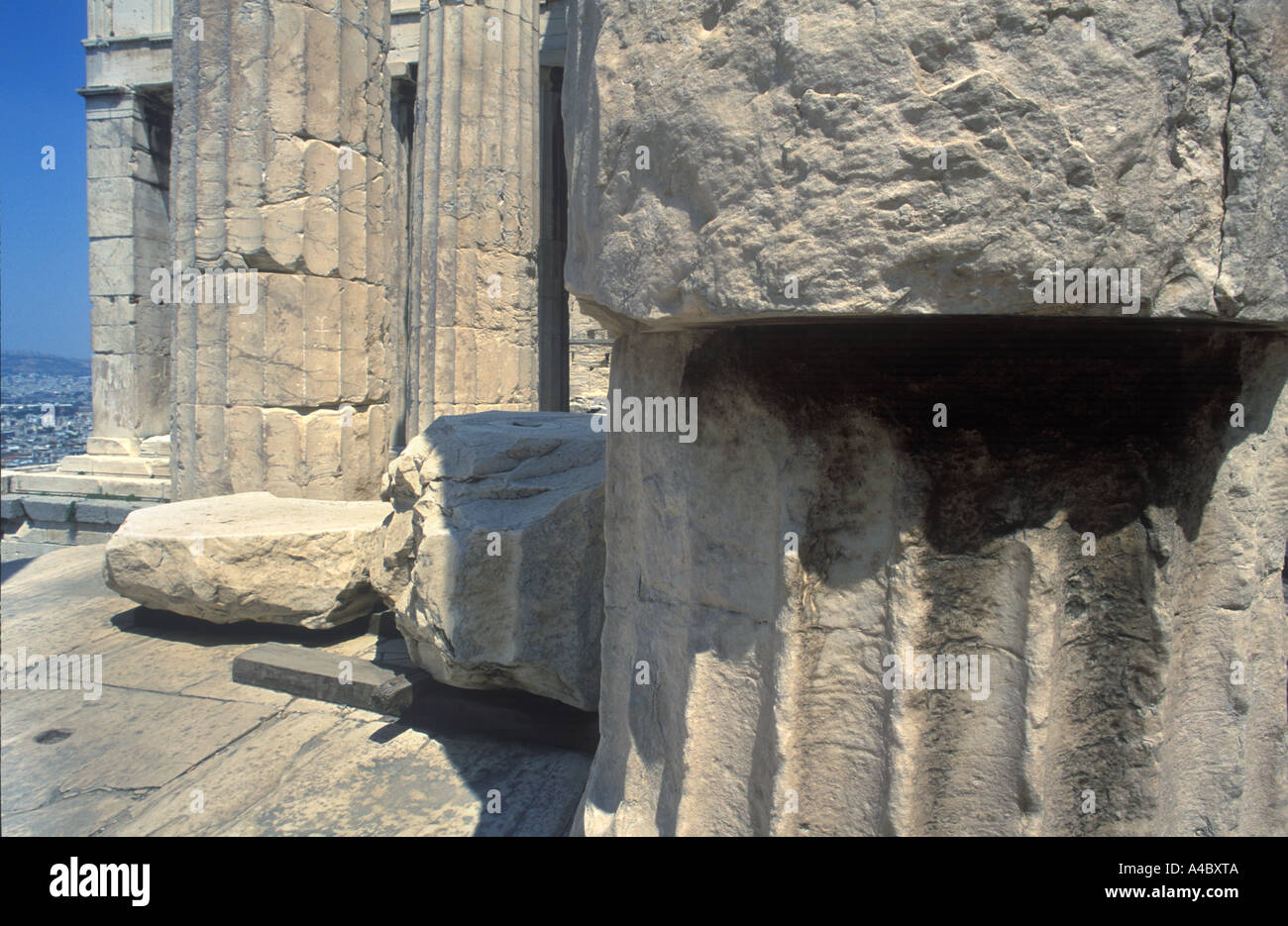 Parthenon greece vertical landscape hi-res stock photography and images ...