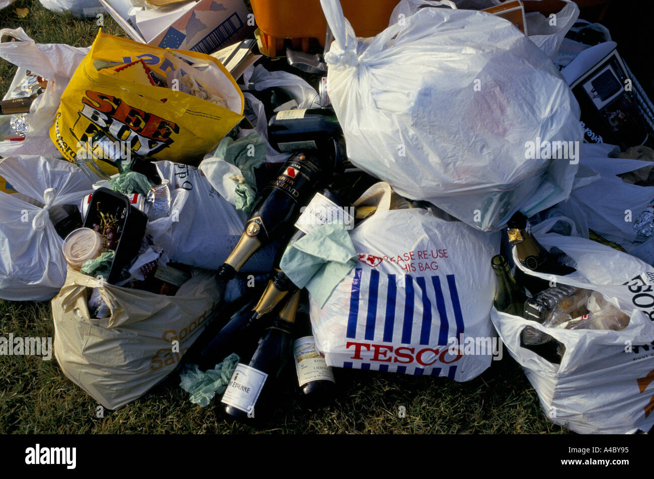 kenwood classical concerts clearing up rubbish litter after concert the ...