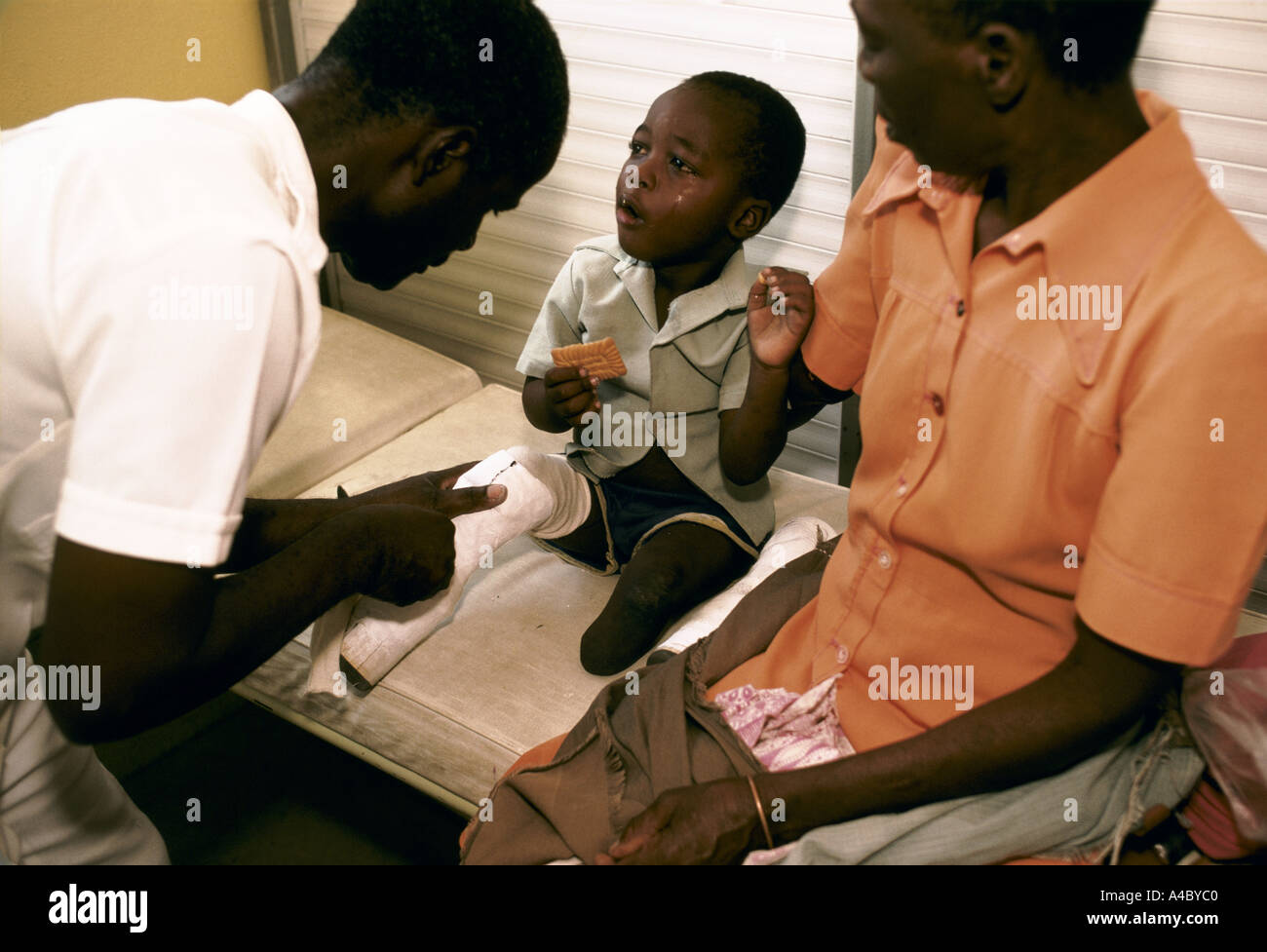 Amputee boy hi-res stock photography and images - Alamy