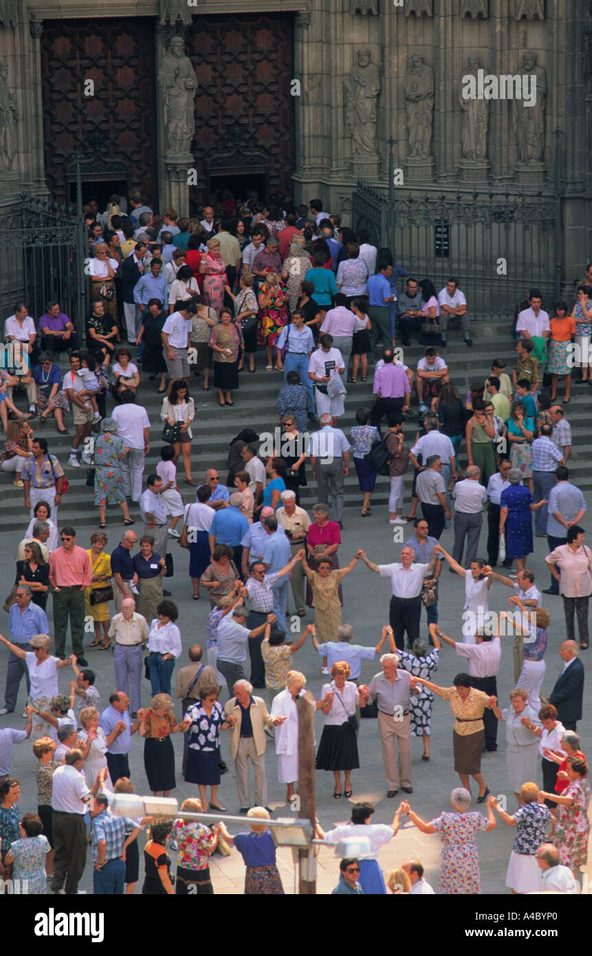 Sardana, Barcelona La Seu, Catalonia national dance of Spain in ...