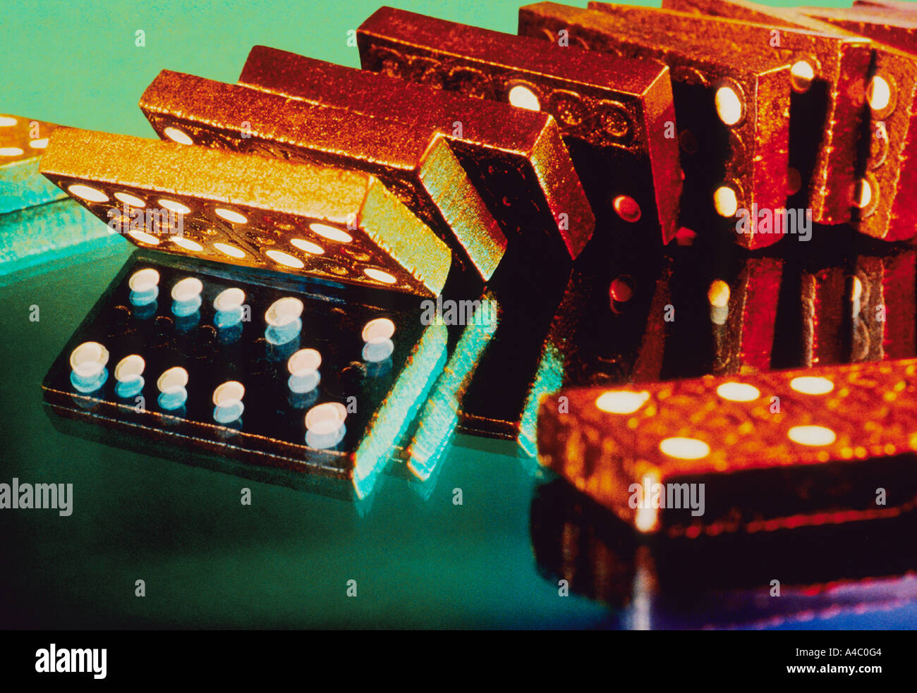 Dominoes falling hi-res stock photography and images - Alamy