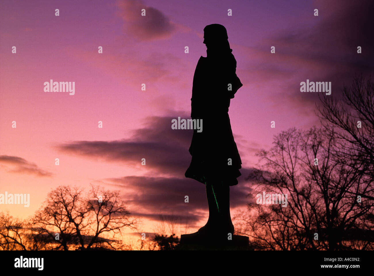 Alexander Hamilton, Washington DC National Mall. Statue silhouette in ...