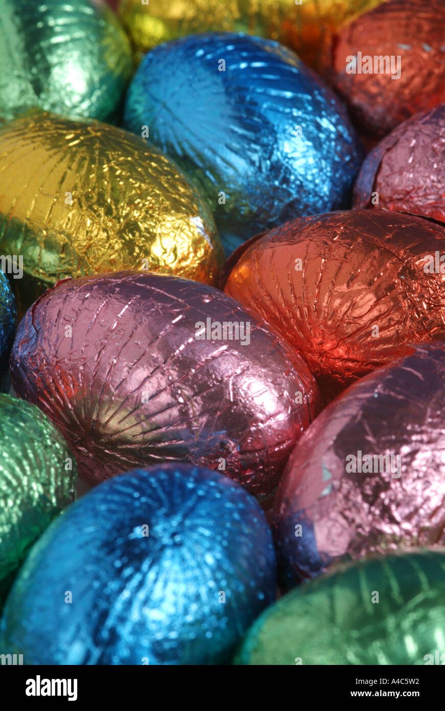 Assorted mini chocolate eggs hi-res stock photography and images - Alamy