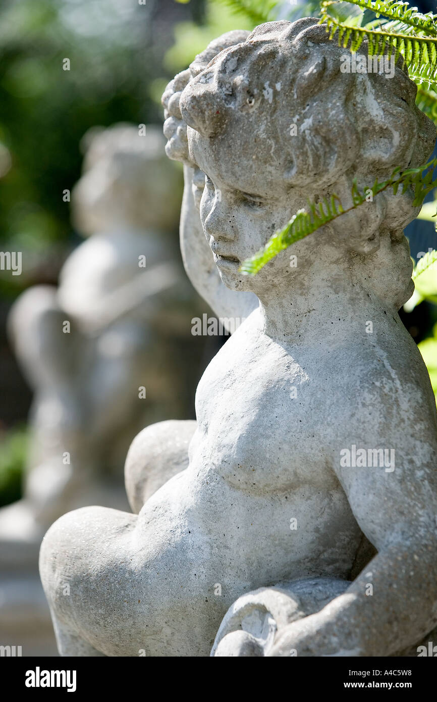Statue in park Stock Photo - Alamy