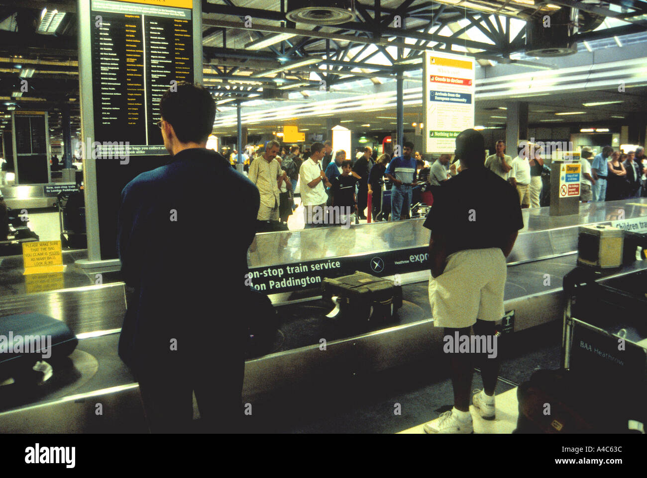 Baggage collection hi-res stock photography and images - Alamy