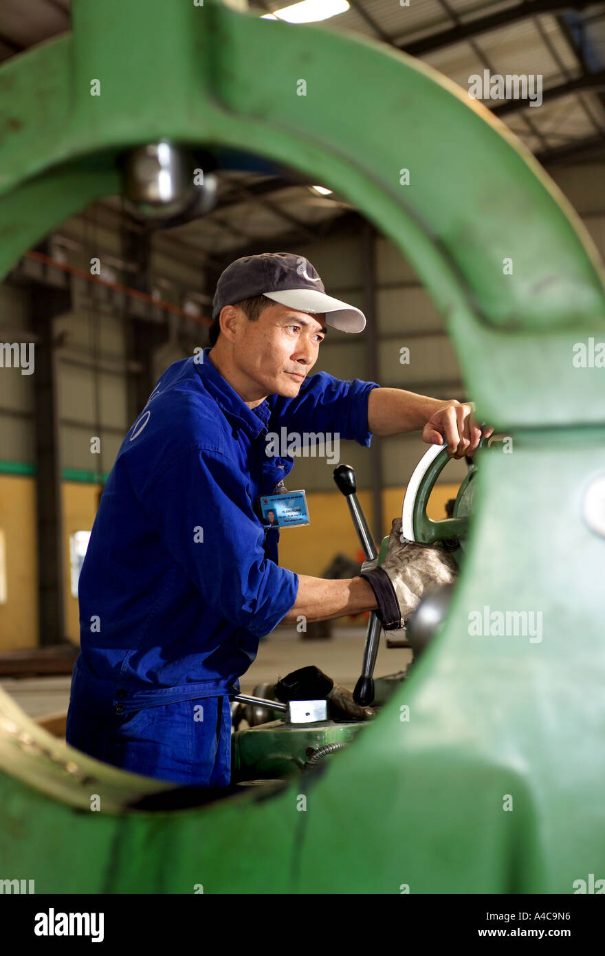 Mechanical Engineering, Lathe Operator, Namtrieu Ship Yard, Vietnam ...