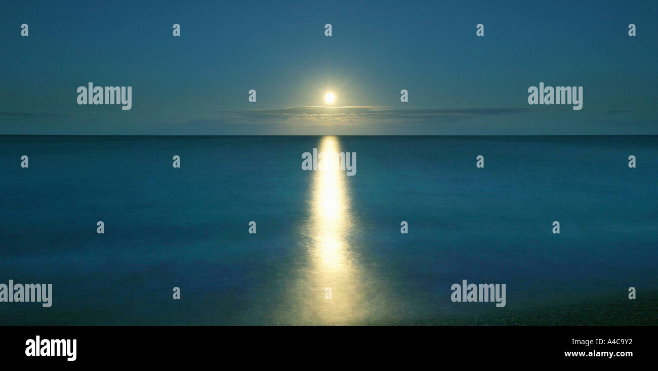The moonlight hi-res stock photography and images - Alamy