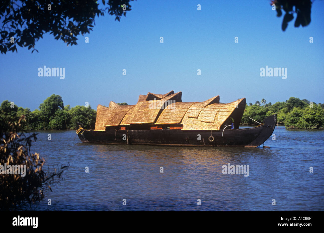 Rice boat goa hi-res stock photography and images - Alamy