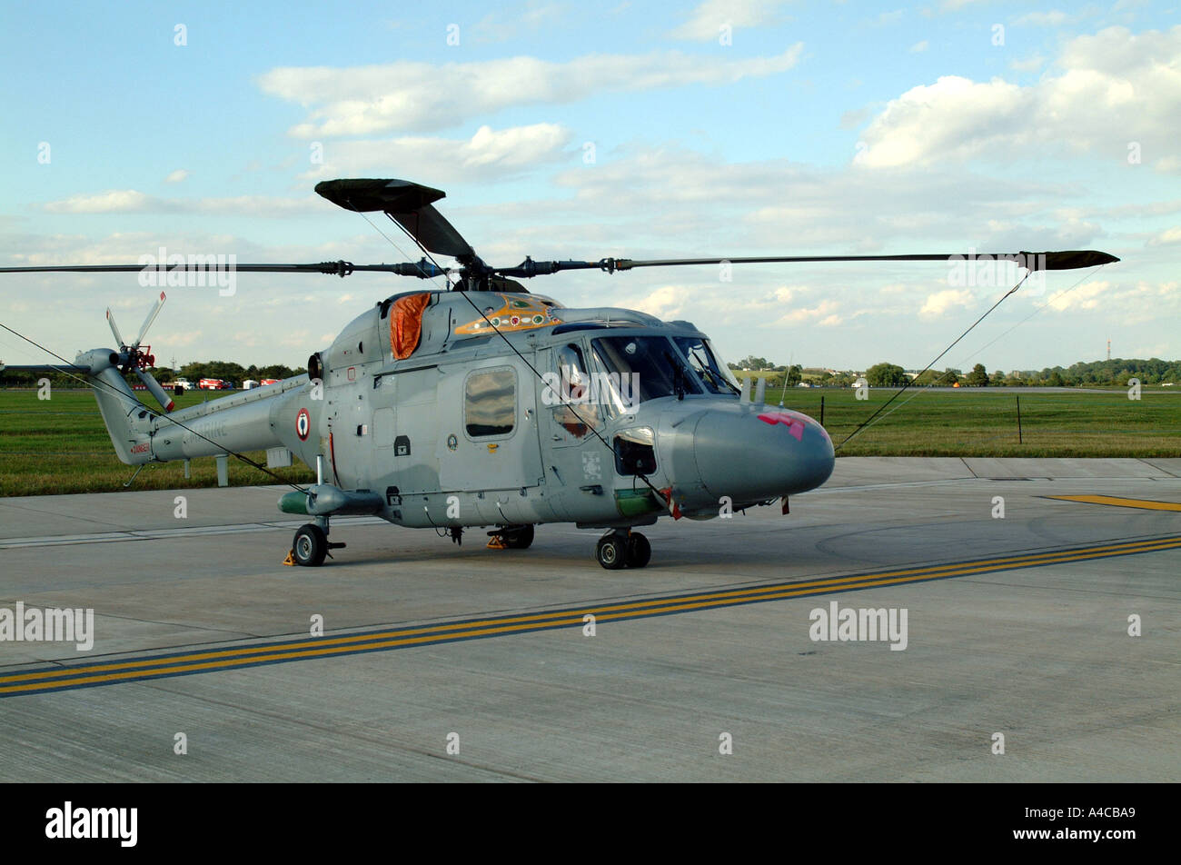 Royal navy westland lynx helicopter marine air show military hi-res ...
