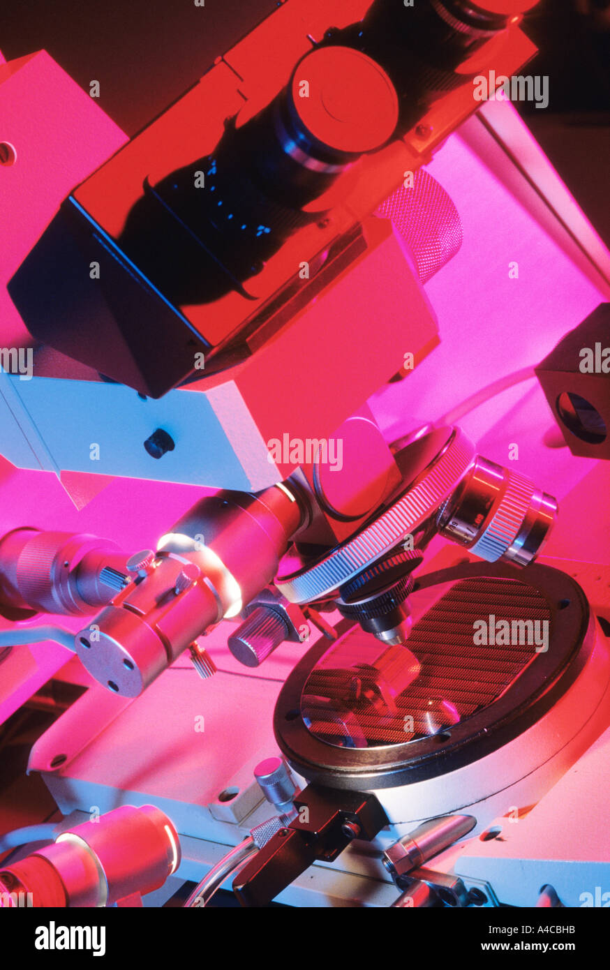 Wafer chip microscope hi-res stock photography and images - Alamy