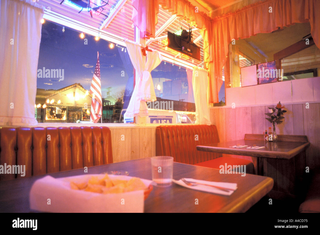 Diner meals hi-res stock photography and images - Alamy