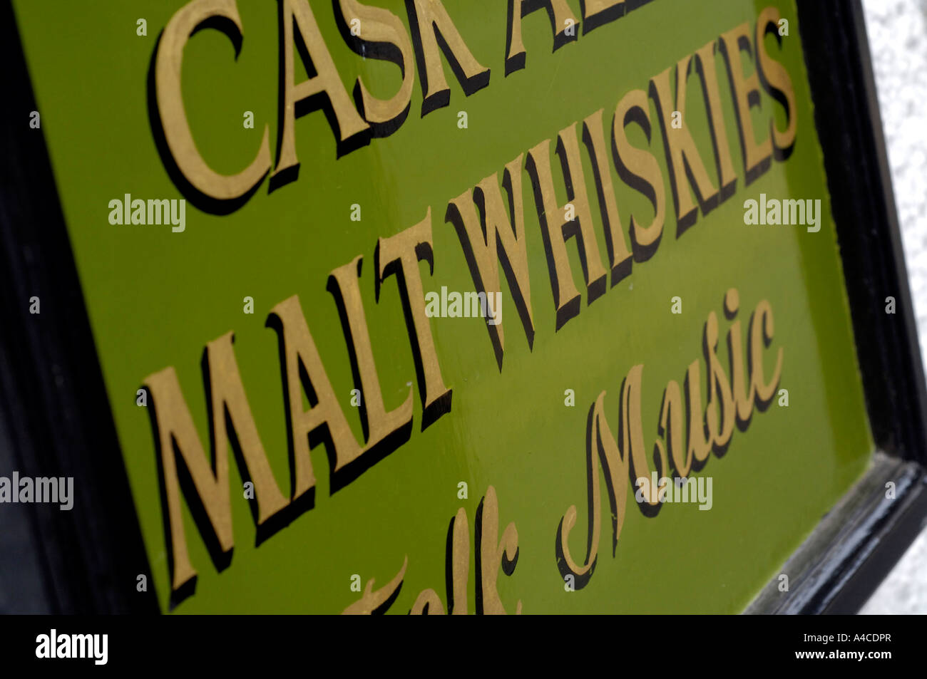 Gaelic whisky sign hi-res stock photography and images - Alamy
