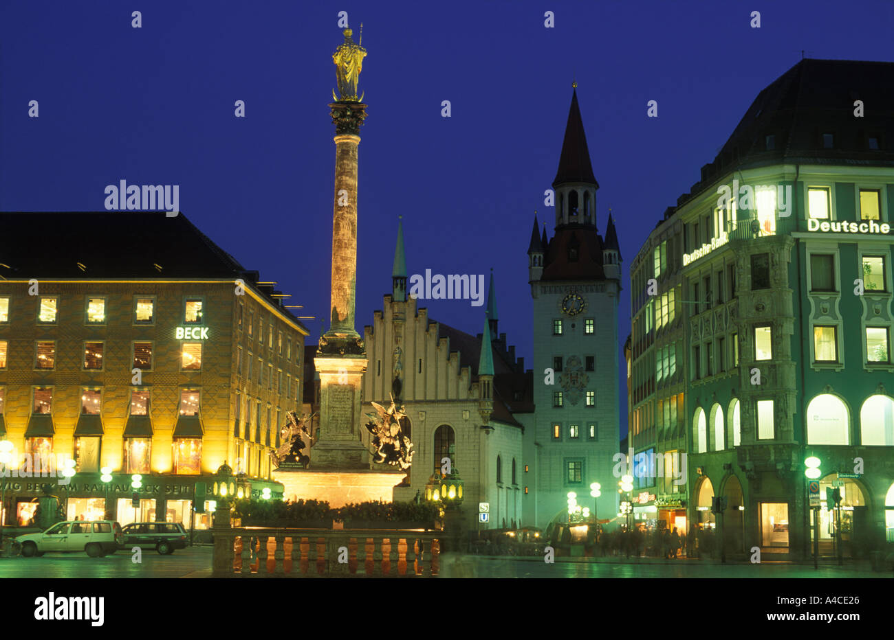 Marketplatz hi-res stock photography and images - Alamy