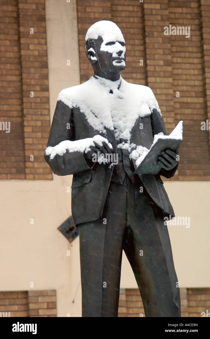 Reginald mitchell hi-res stock photography and images - Alamy