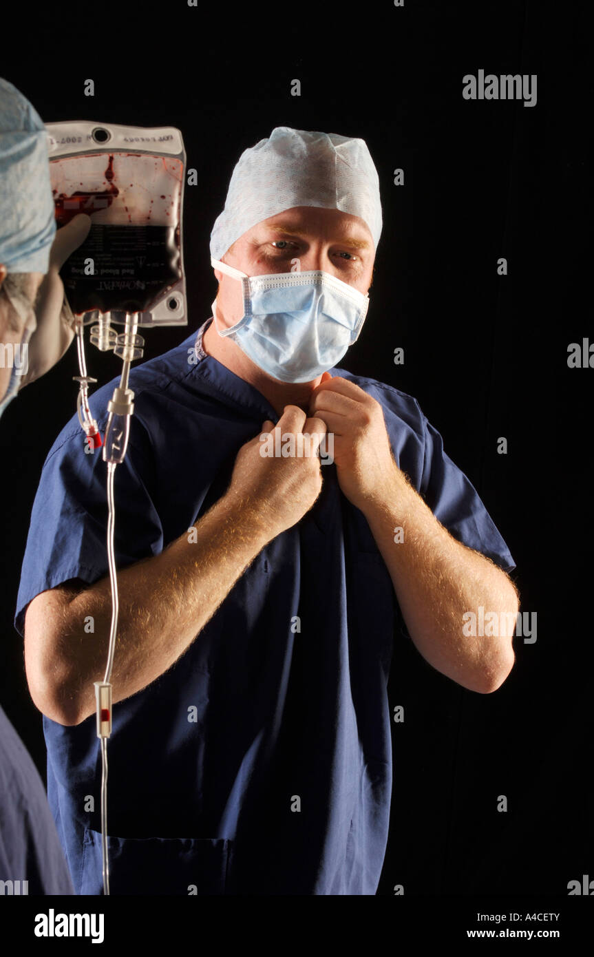 Hospital blood surgery surgeons theatre hi-res stock photography and ...