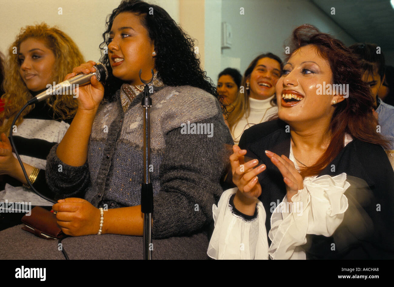 Madrid spain gypsy gypsies hi-res stock photography and images - Alamy