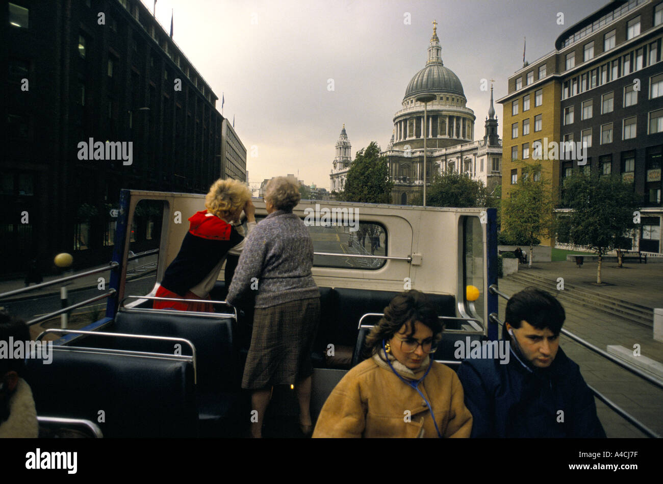 Open Top Bus London St Pauls Cathedral High Resolution Stock ...