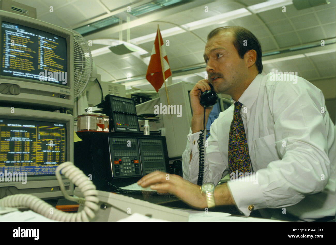 London traders screen hi-res stock photography and images - Alamy