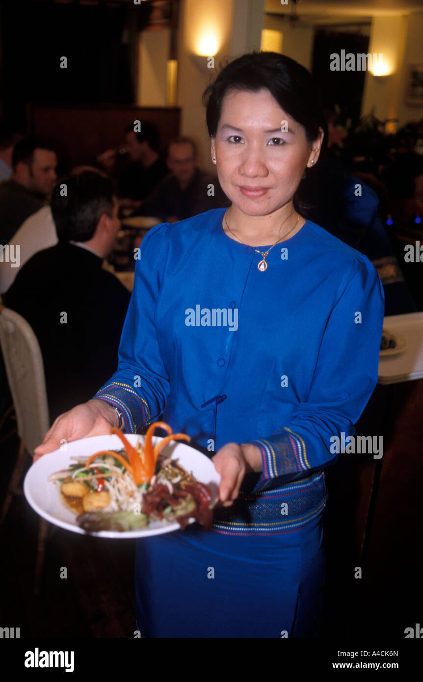Thai waitress hi-res stock photography and images - Alamy