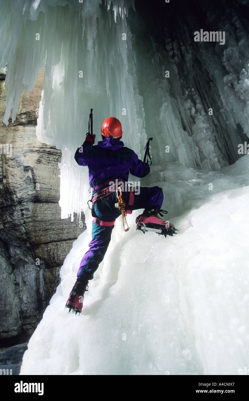 Ice climb jasper hi-res stock photography and images - Alamy