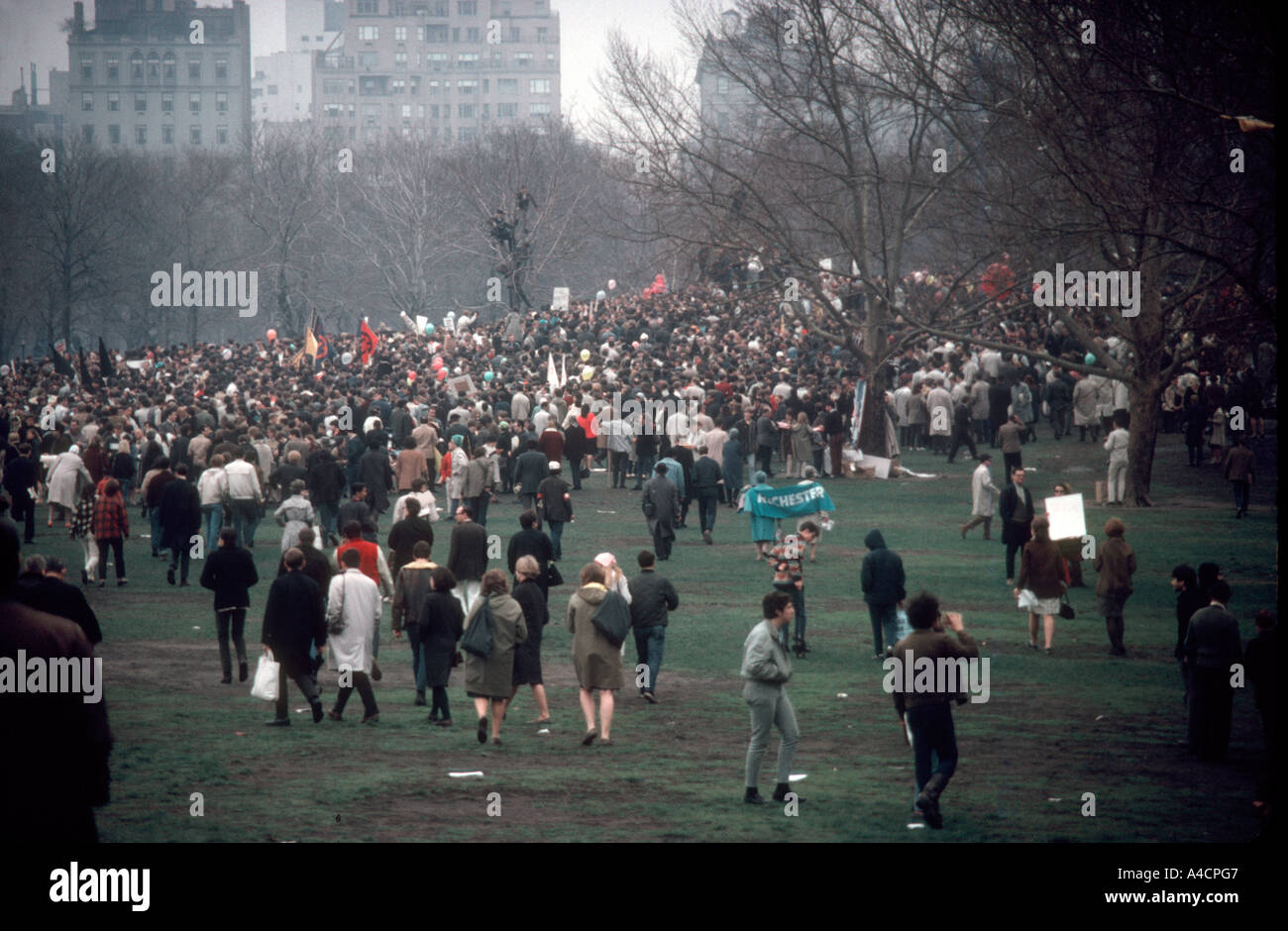 Anti vietnam protest and america hi-res stock photography and images ...