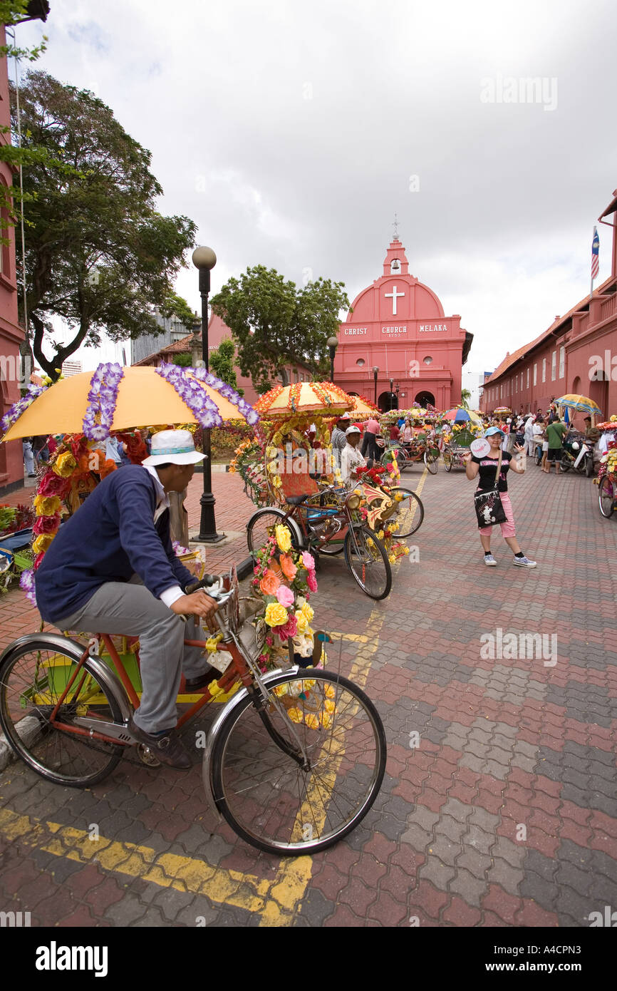 Malaysian rickshaw man hi-res stock photography and images - Alamy