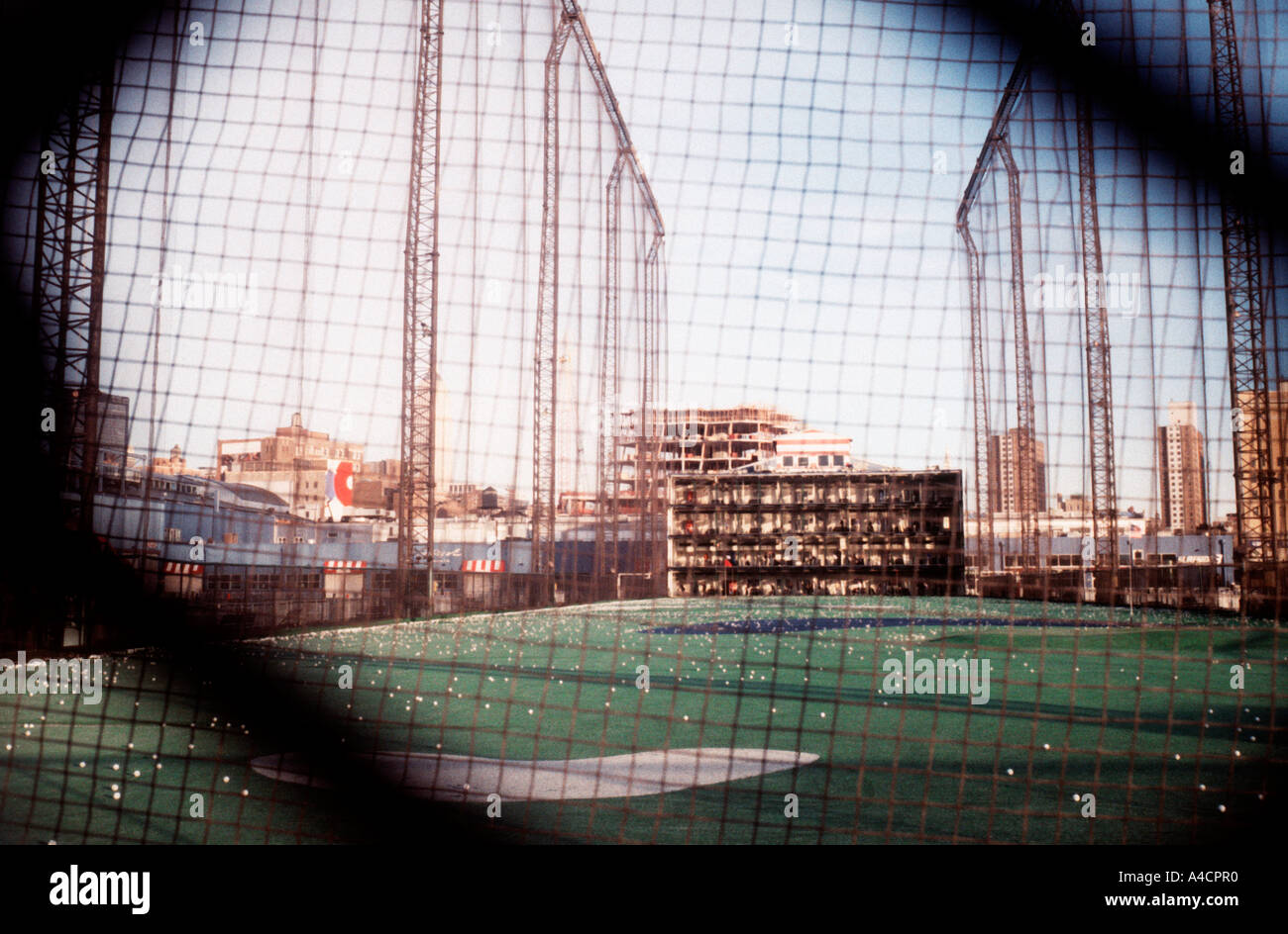 Chelsea piers golf hi-res stock photography and images - Alamy