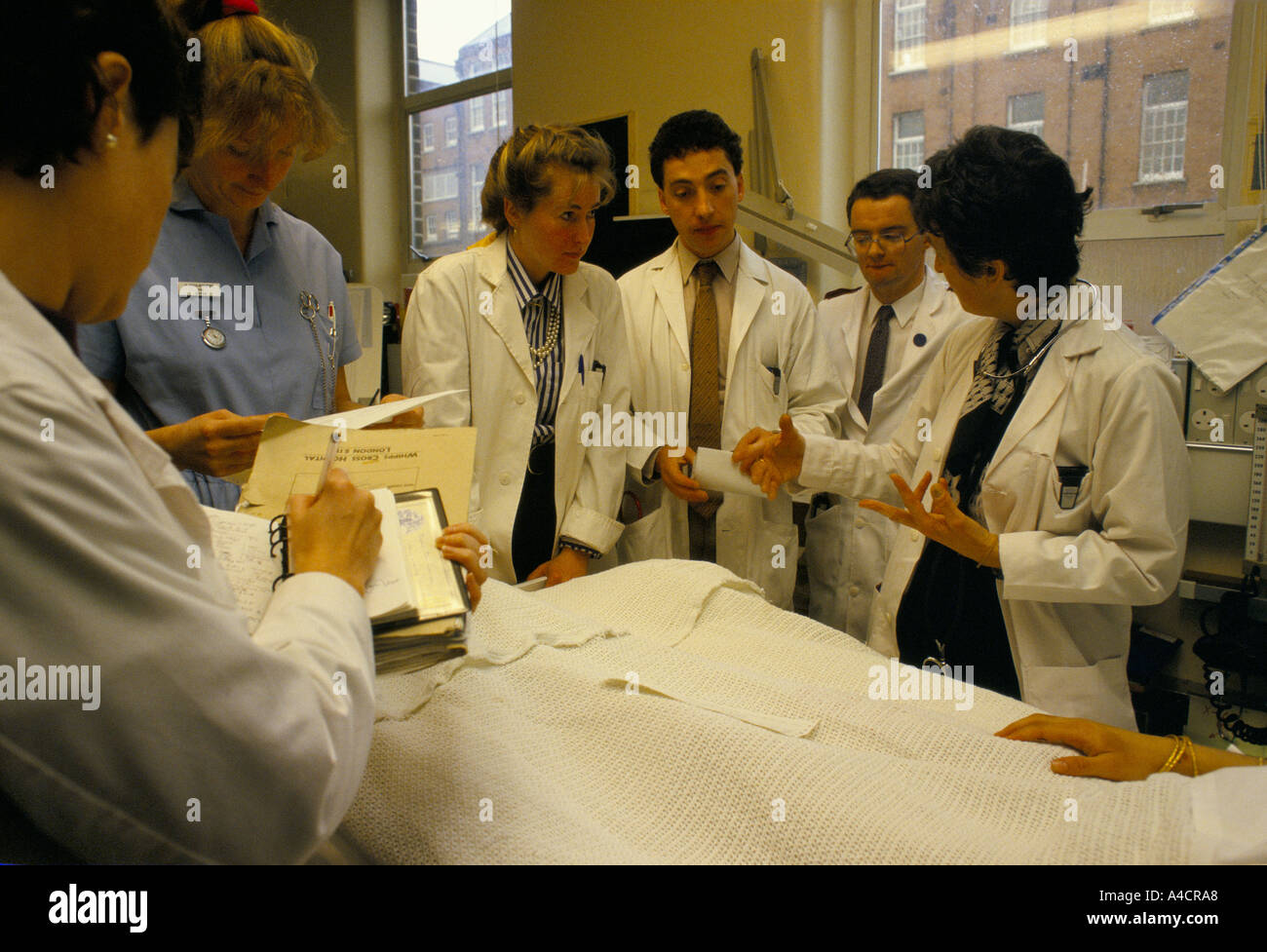 Ward round hospital nurse hi-res stock photography and images - Alamy