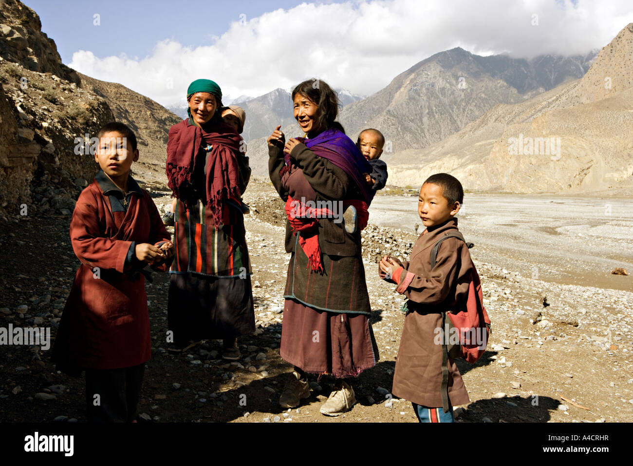 Nepal People Talk Stock Photos & Nepal People Talk Stock Images - Alamy