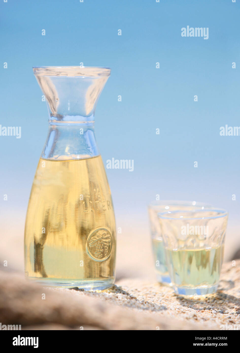 Greek wine jugs hi-res stock photography and images - Alamy