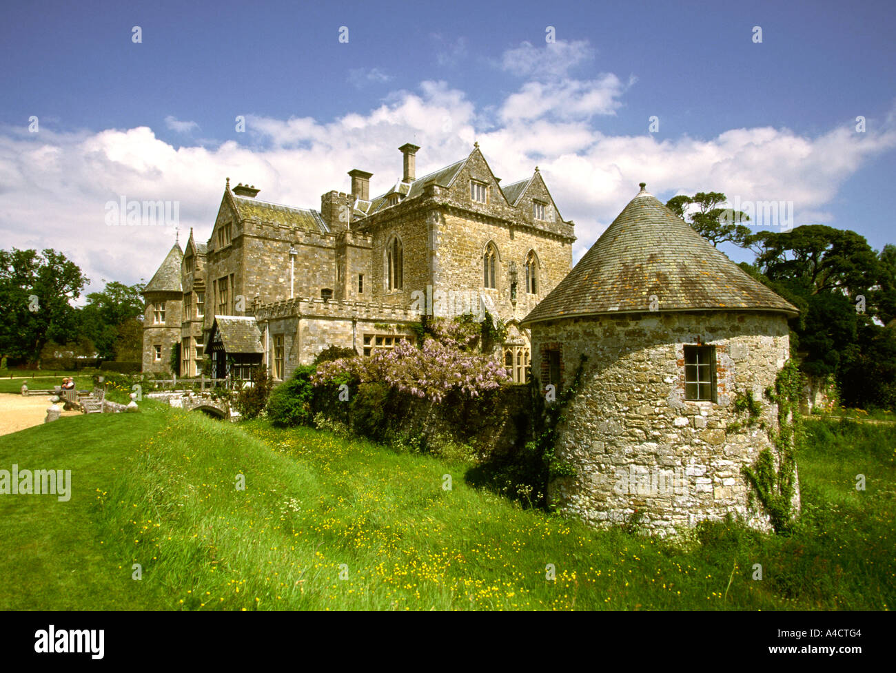 Palace house motor museum hi-res stock photography and images - Alamy