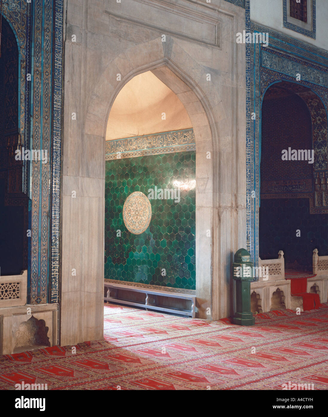 Green mosque bursa hi-res stock photography and images - Alamy