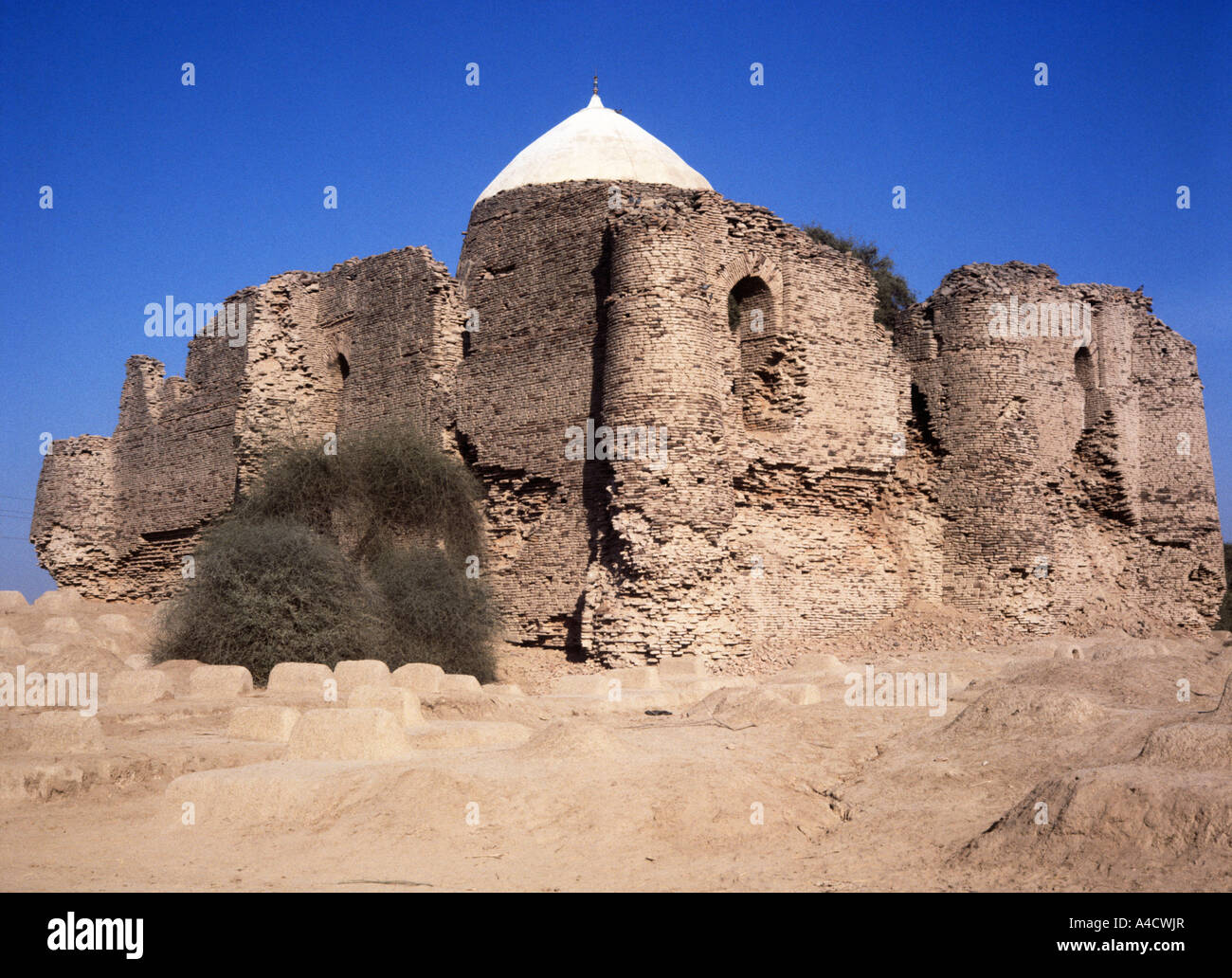 Ribat of Ali ibn Karmakh, Kabirwala, Pakistan Stock Photo - Alamy