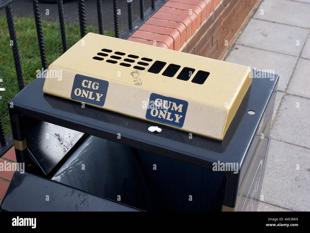 Cigarette disposal container hi-res stock photography and images - Alamy