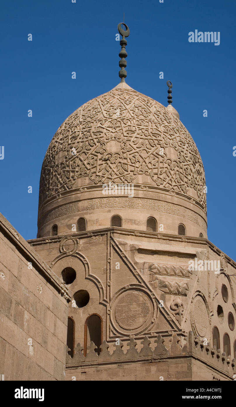 Complex sultan qaytbay cairo dome hi-res stock photography and images ...