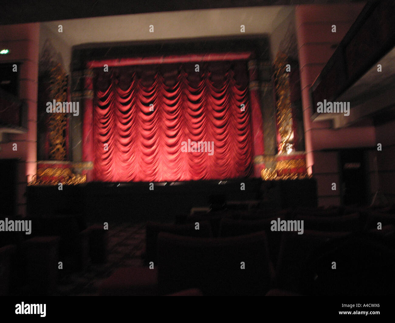 Art deco cinema inside hi-res stock photography and images - Alamy