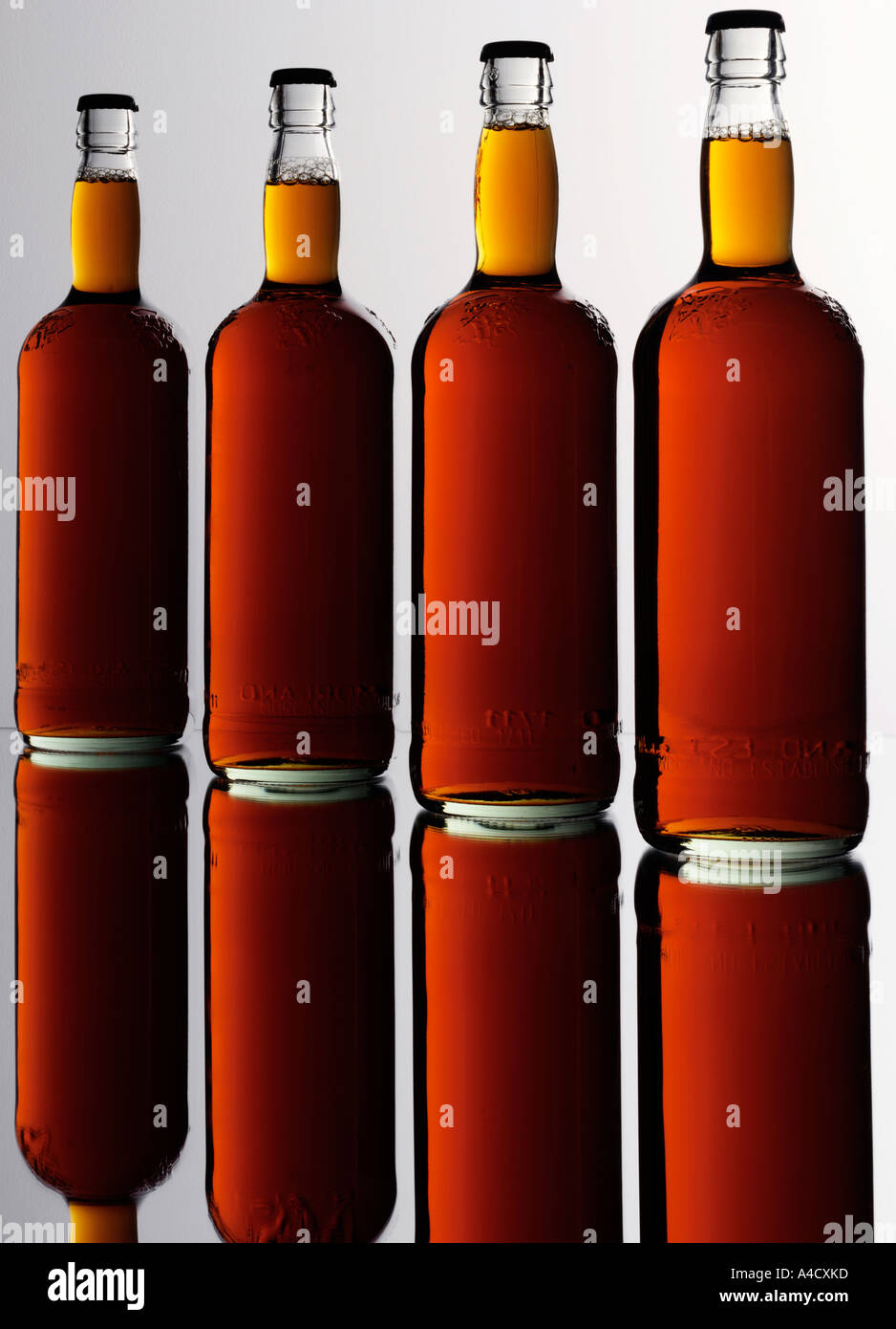 British beer bottles bar hi-res stock photography and images - Alamy