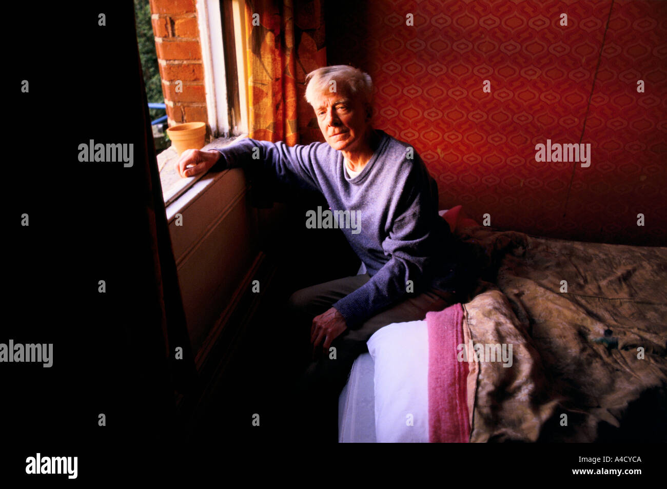 Poor living conditions bedroom hi-res stock photography and images - Alamy