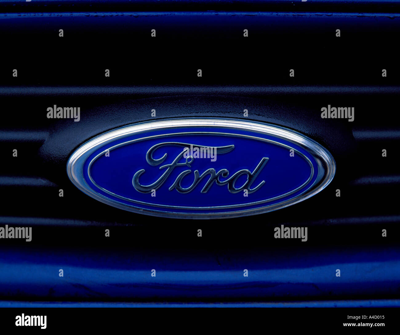 Ford motor company advertising hi-res stock photography and images - Alamy