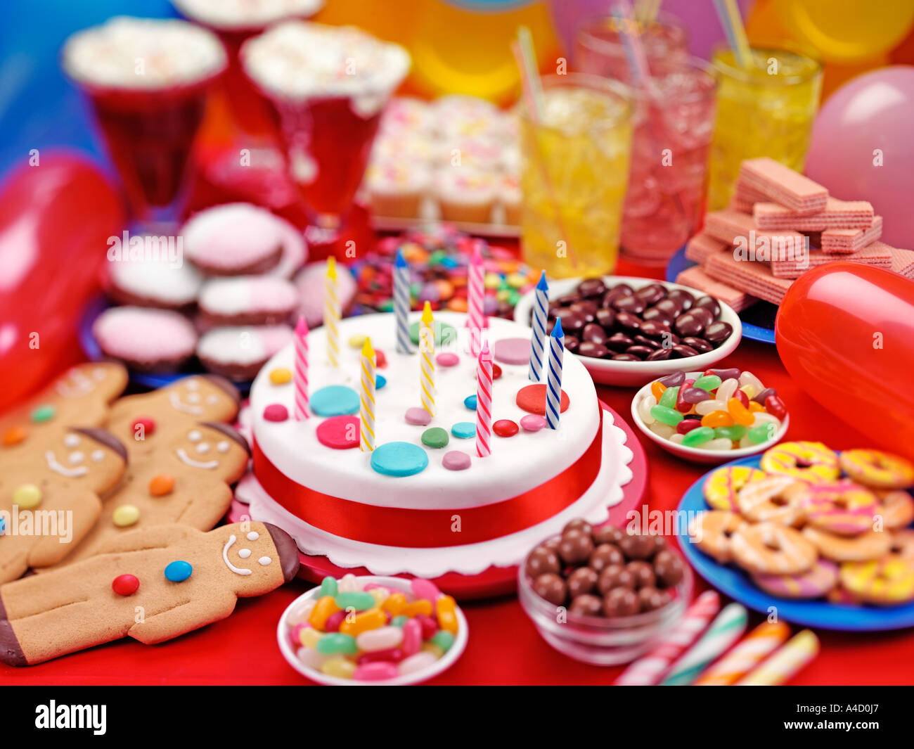 Happy birthday party hi-res stock photography and images - Alamy