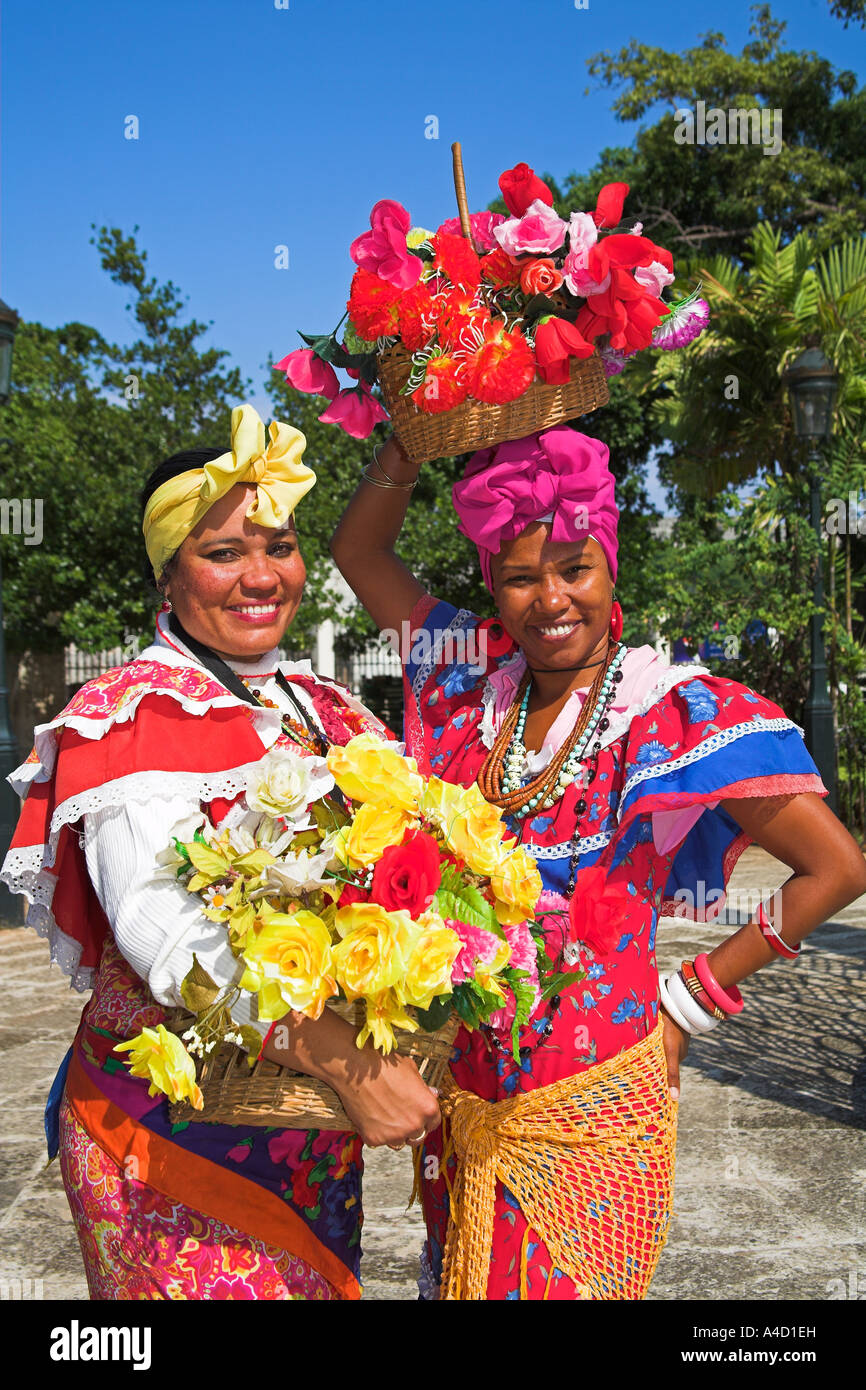 Women traditional dress cuba hi-res stock photography and images - Alamy