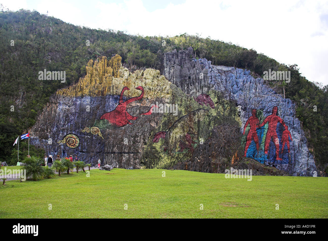 Mural de la prehistoria prehistoric hi-res stock photography and images ...