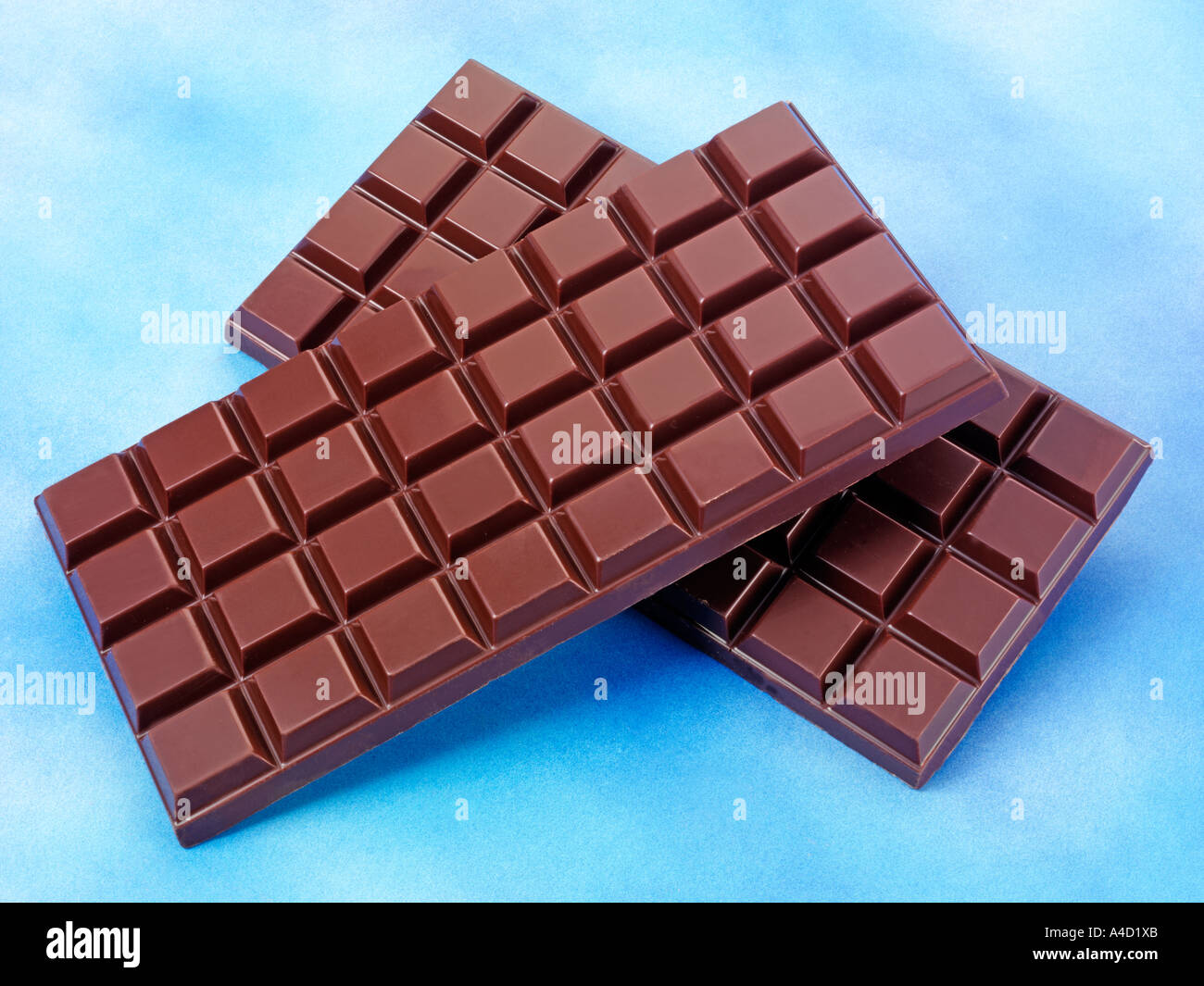 TWO PLAIN CHOCOLATE BARS Stock Photo - Alamy
