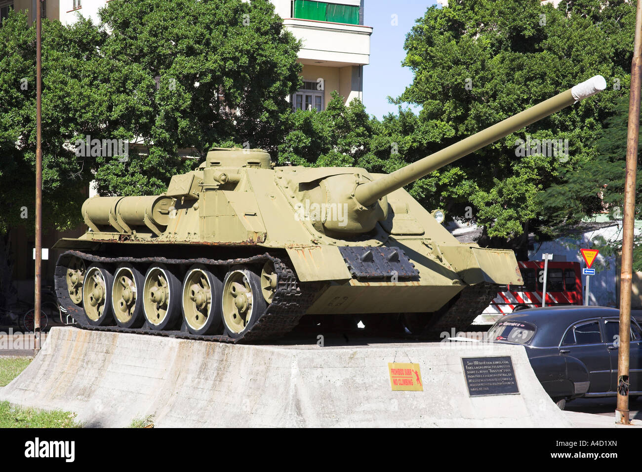 Sau 100 Stalin tank outside the Museo de la Revolucion and Presidential ...