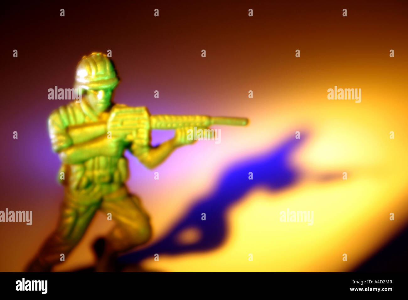 Troop plastic toy soldiers hi-res stock photography and images - Alamy