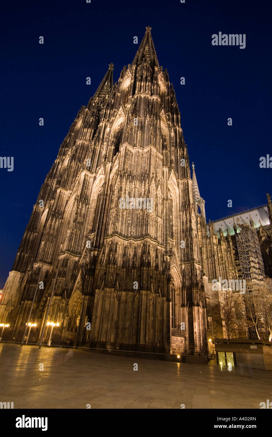 Cologne Cathedral at night South West Corner View Stock Photo - Alamy