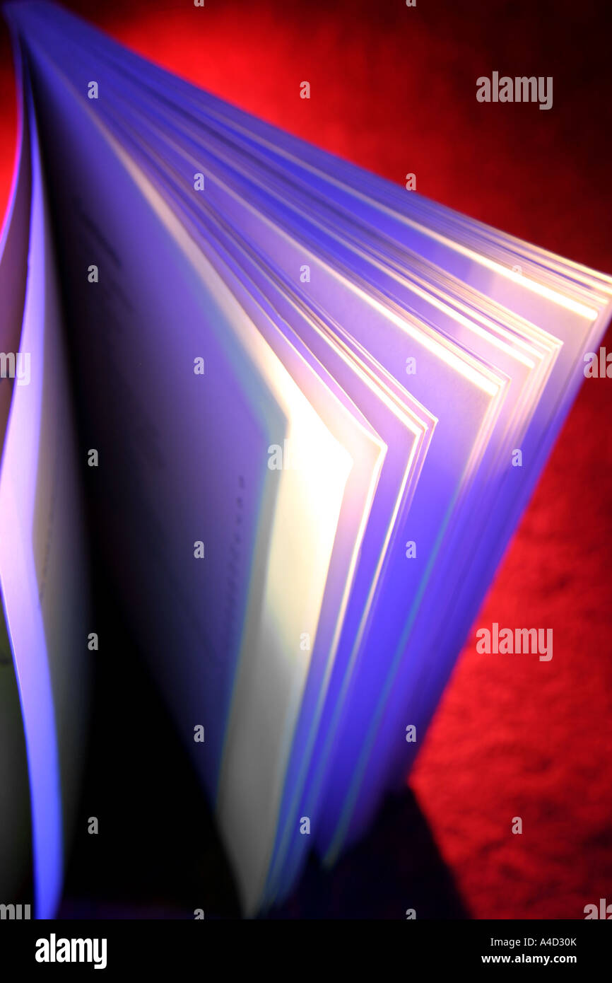 Open book standing up Stock Photo - Alamy