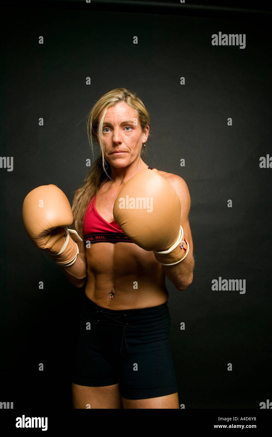 Bold physique hi-res stock photography and images - Alamy