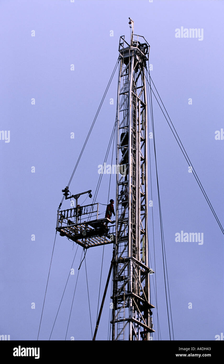 Drilling rig. Wytch Farm Oil Field, Dorset England Stock Photo - Alamy