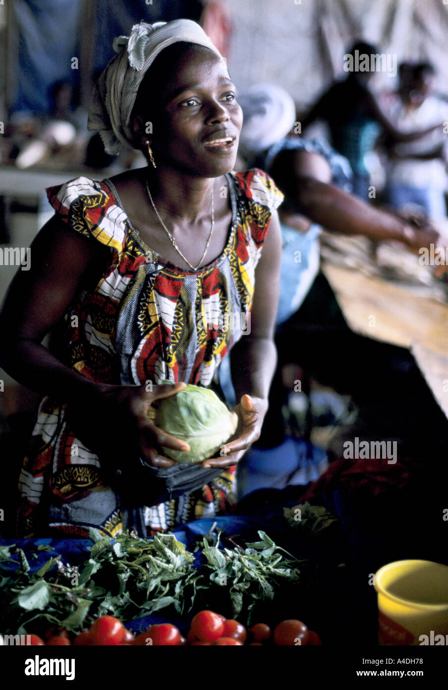Guinea bissau woman hi-res stock photography and images - Alamy